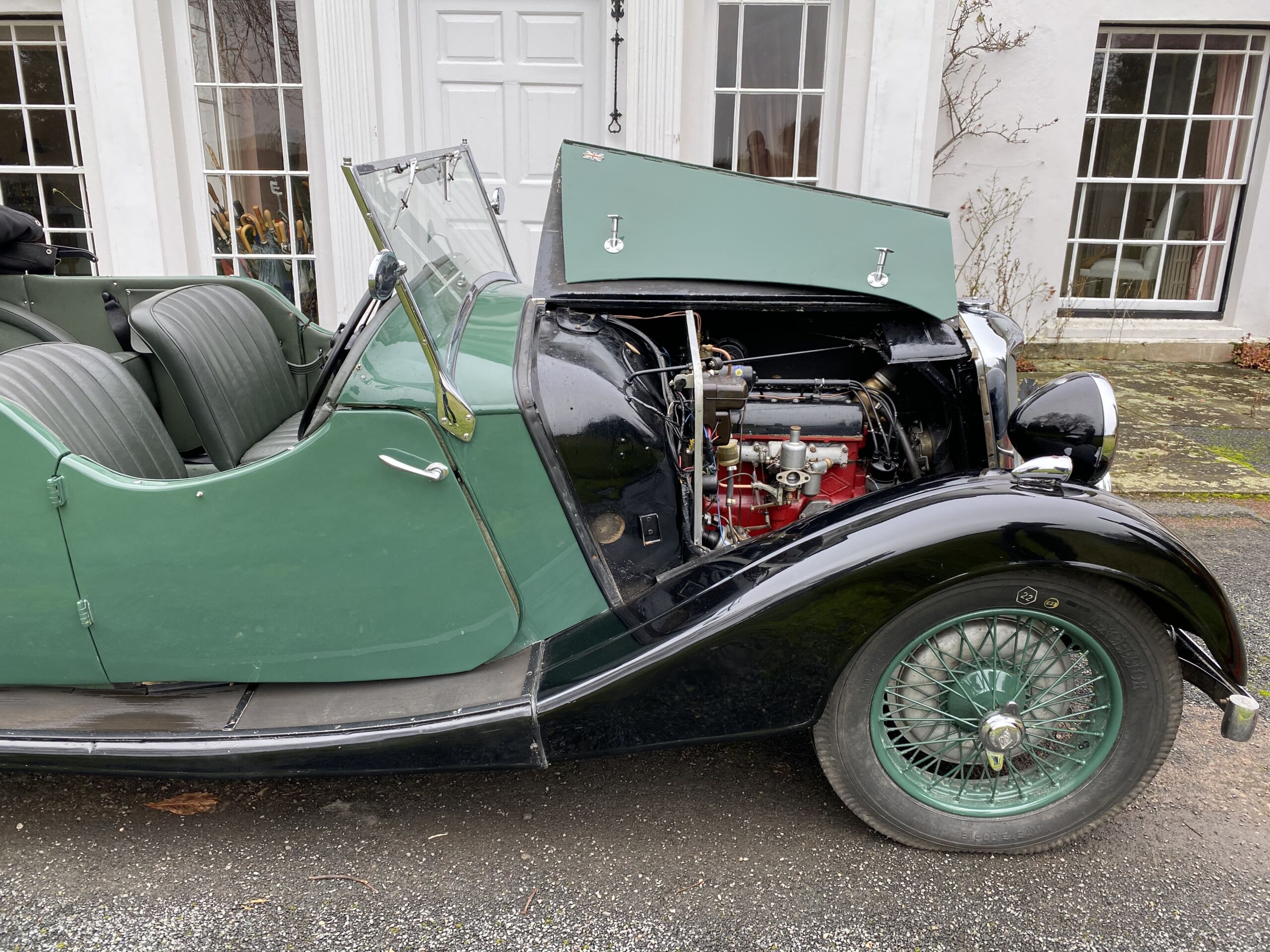 1938 Riley 12/4 TOURER - Selecting Gear